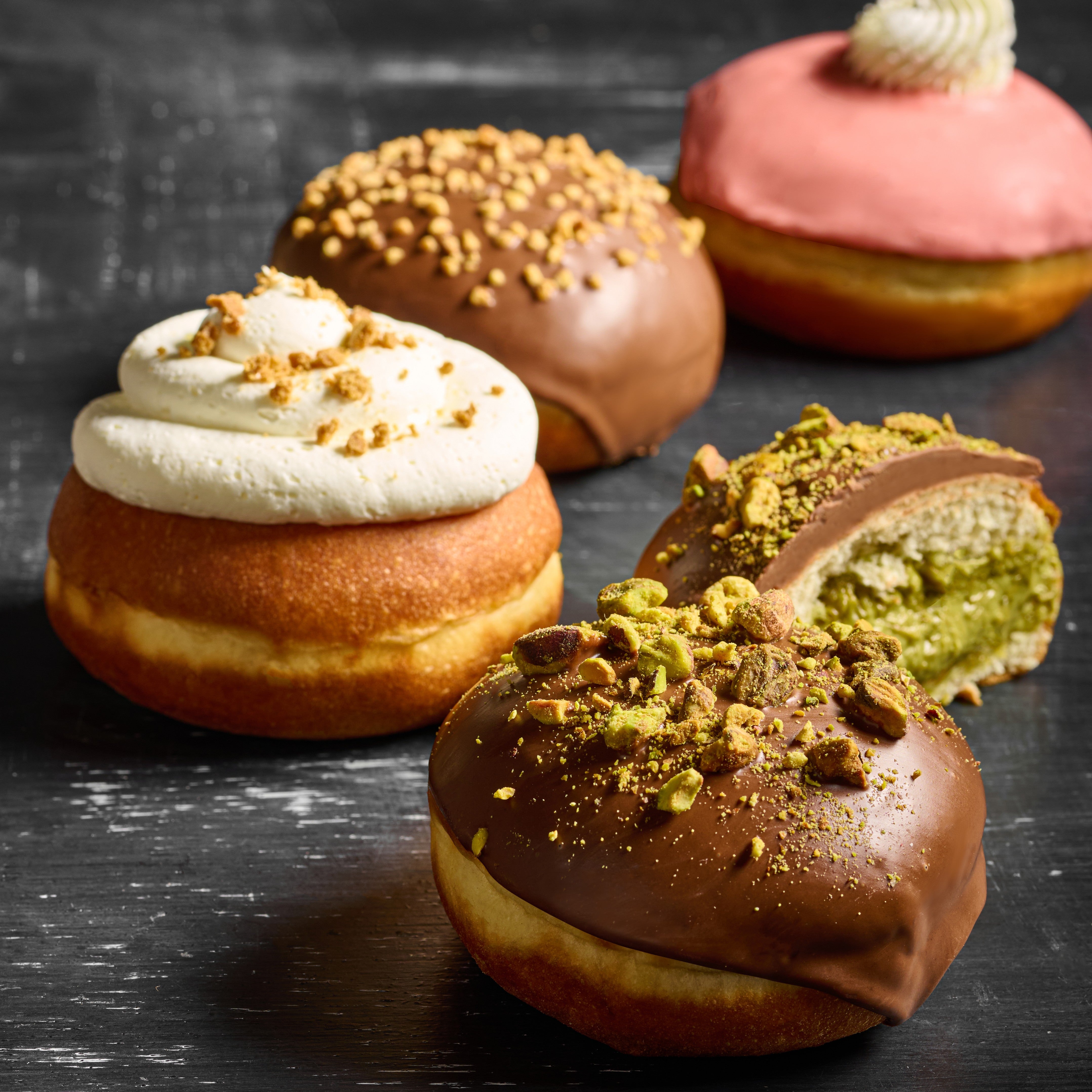 Assorted Gourmet Doughnuts (box of 12) – Siegelman Cakes