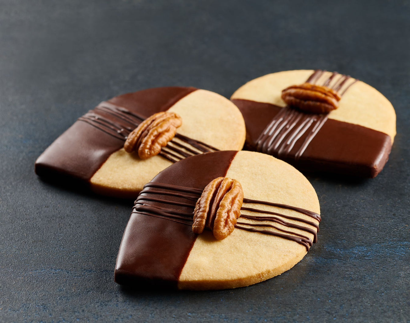 Teardrop Sugar Cookie – Siegelman Cakes